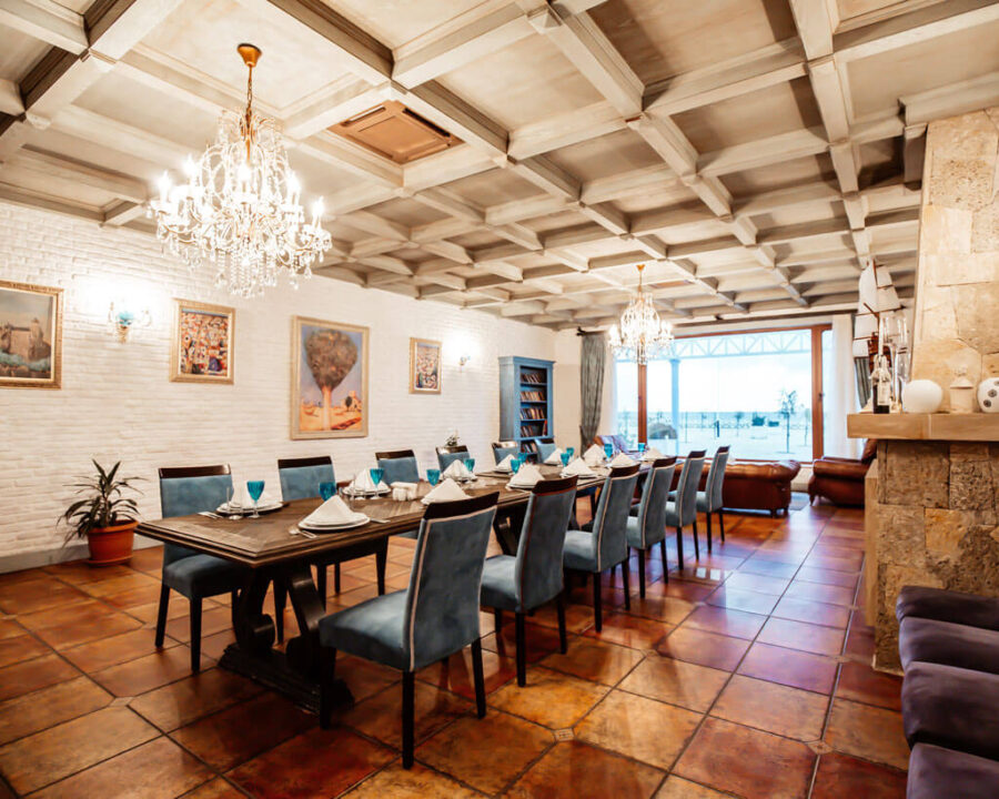 Restaurant Soundproofing: Ultra Quiet Panels To The Rescue